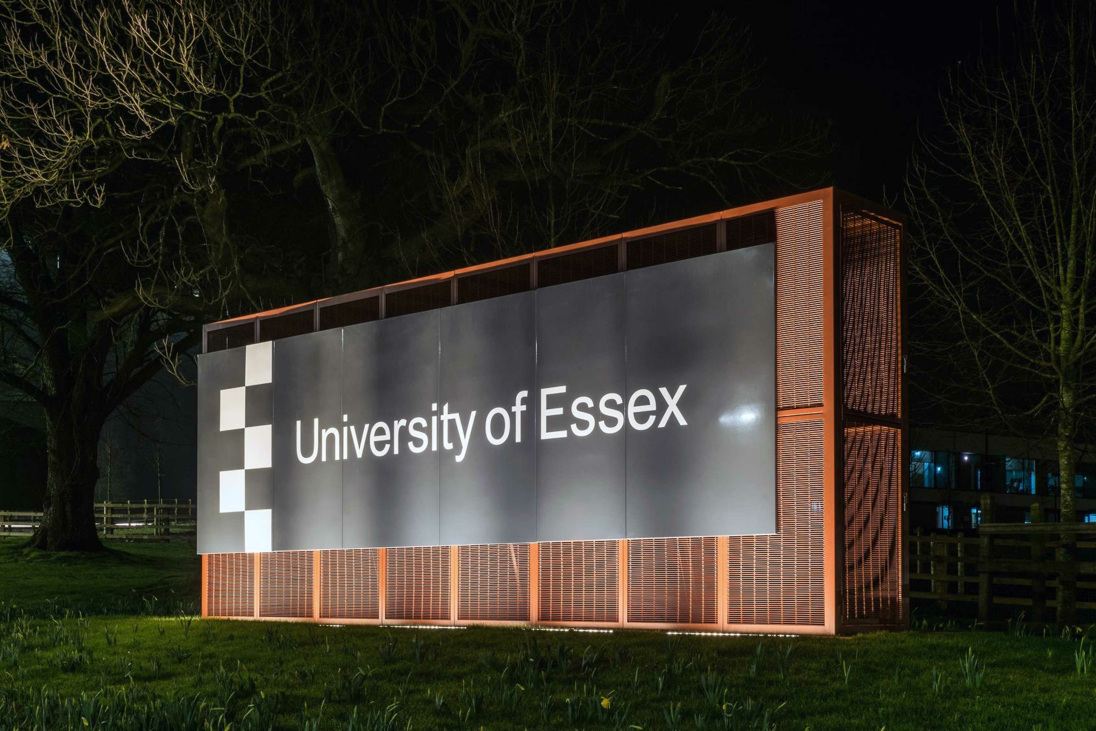 Thomas Matthews – Colchester Campus wayfinding & signage